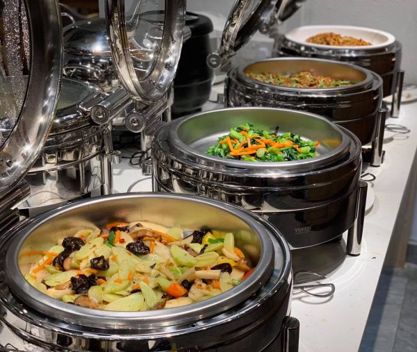 The Best Vegan Buffets To Fill Up On Plant-Based Goodness | Liv